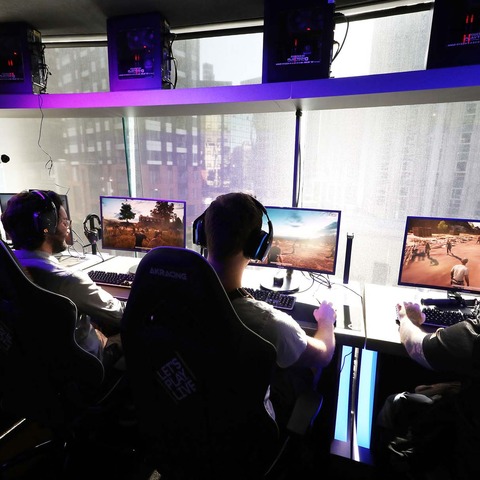 LPL Studios Takes eSports in New Zealand to the Next Level with HARMAN ...