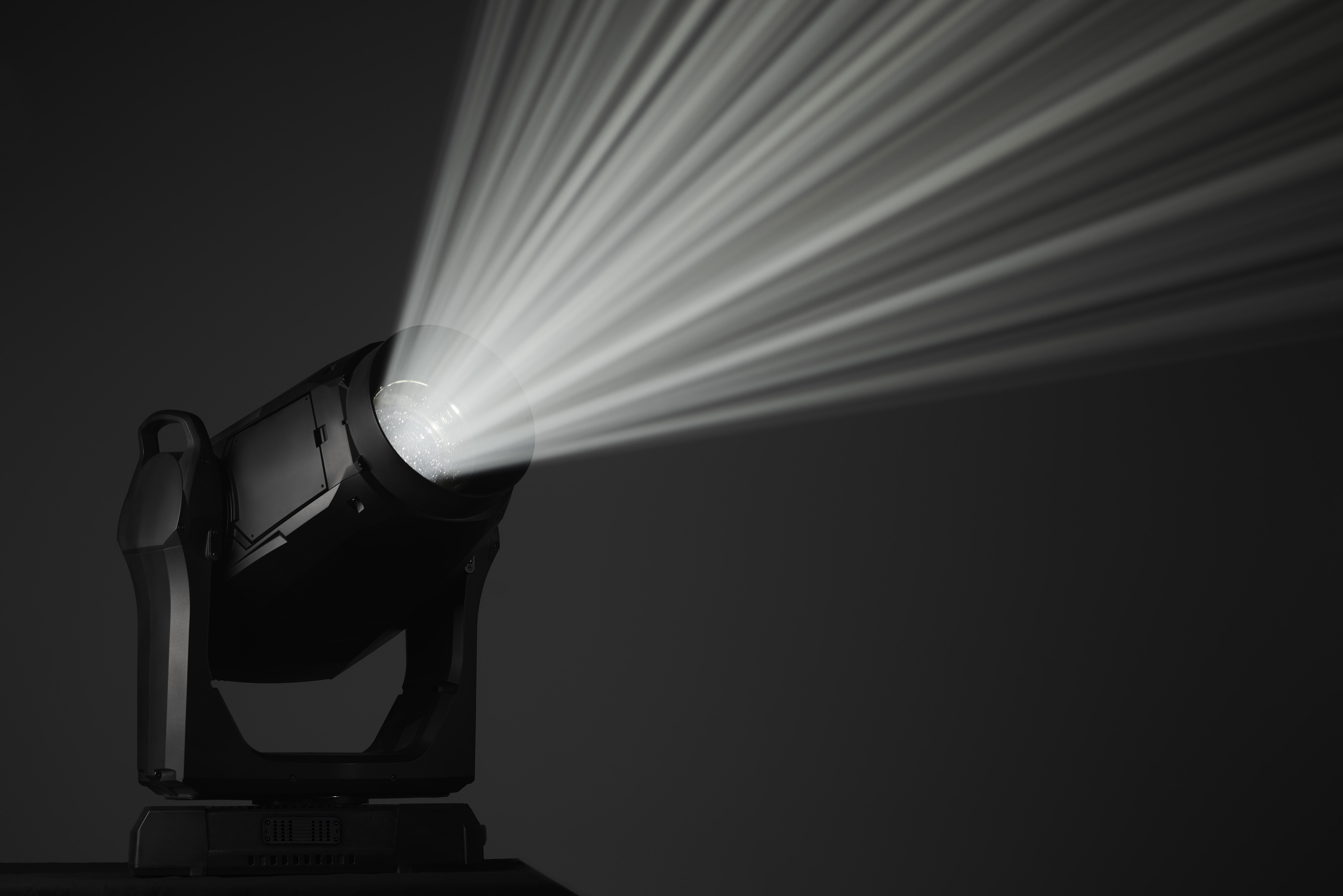 MAC Viper XIP: high-output, full-featured outdoor Moving Head