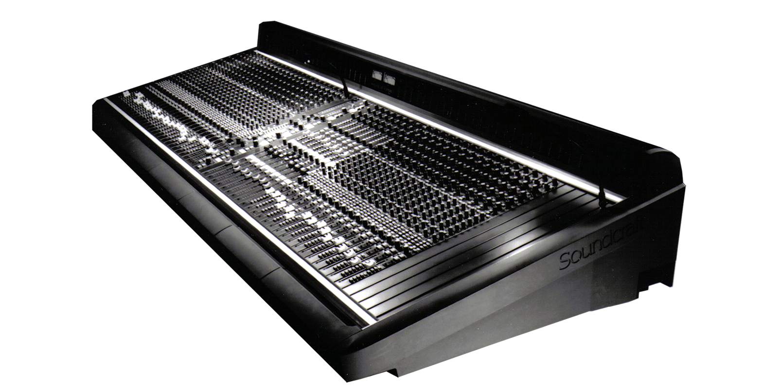 Vienna II | Soundcraft - Professional Audio Mixers | English