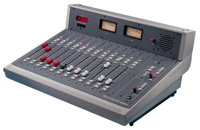RM 100 | Soundcraft - Professional Audio Mixers | 中文 (Chinese)